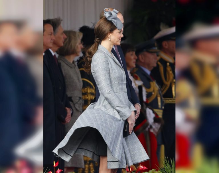 Awkward Celebrities With Windblown Outfits • Page 26 of 30 • Newsalbum.net